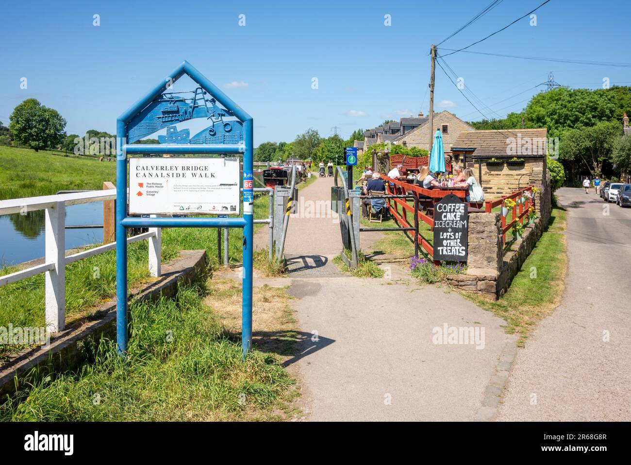 The bridge tea rooms hi-res stock photography and images - Alamy