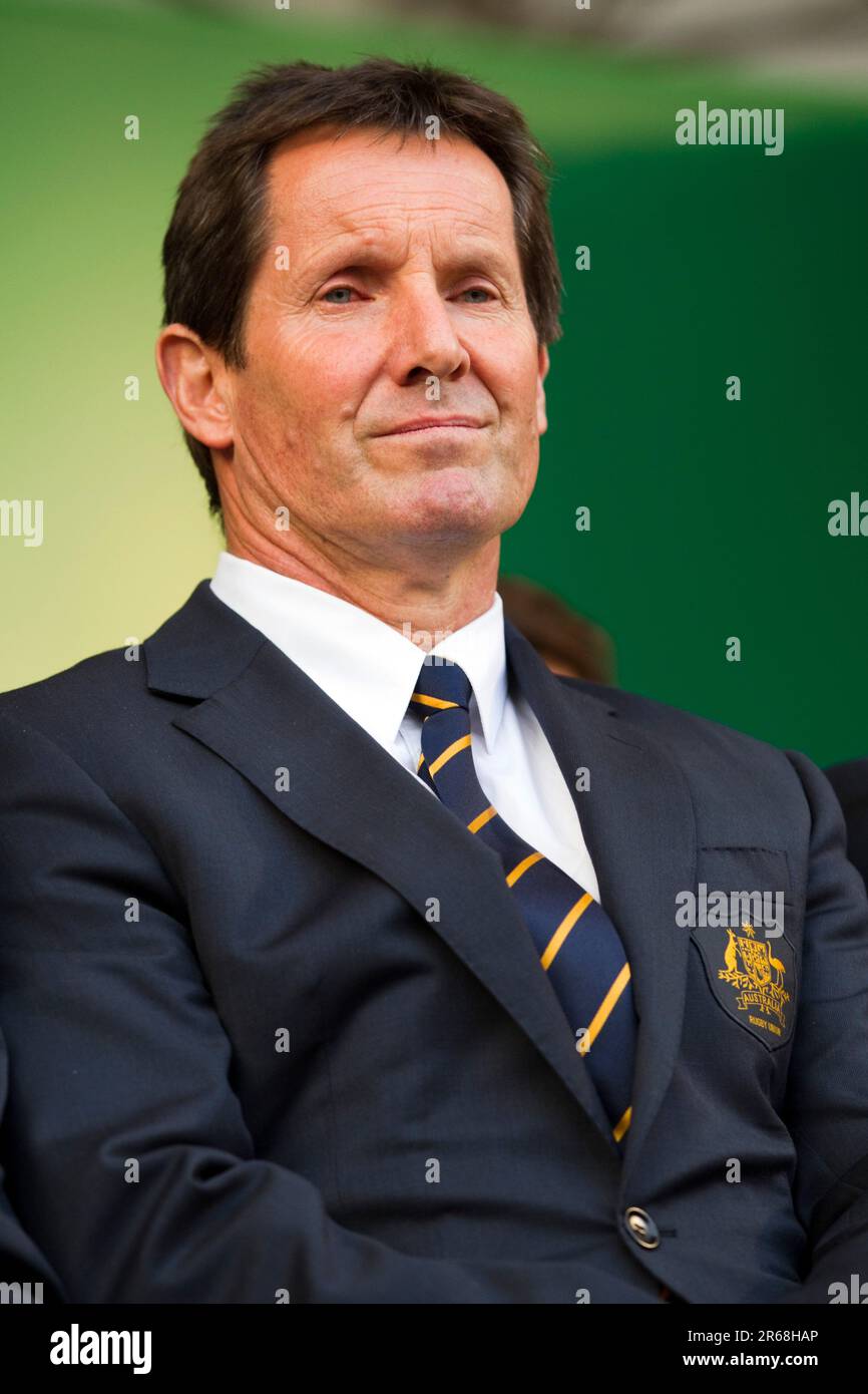 Rugby union australia coach players hi-res stock photography and images ...