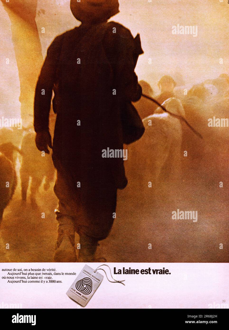 Pure laine vierge woolmark advertisement hi-res stock photography and images - Alamy