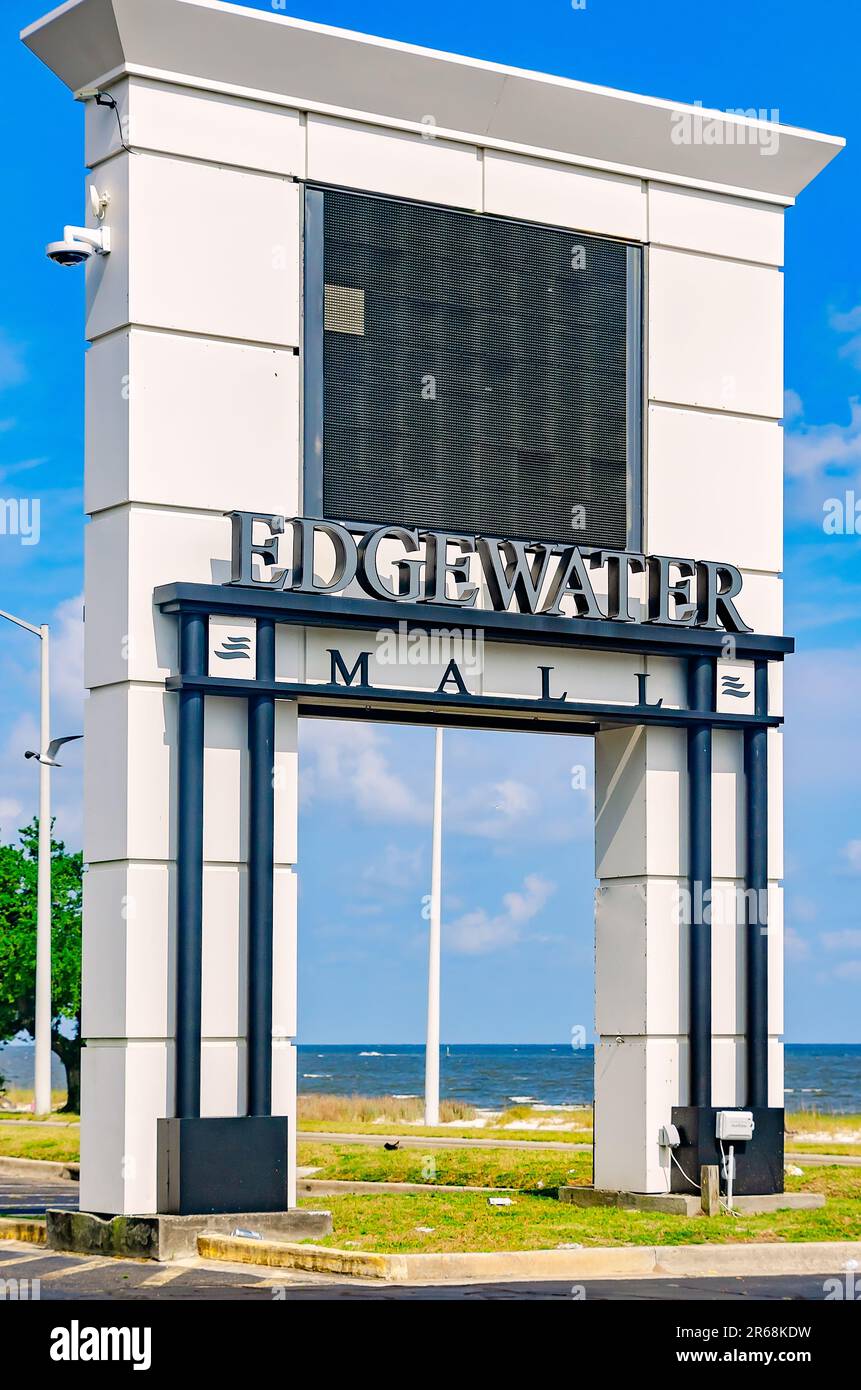 Edgewater mall sign hi-res stock photography and images - Alamy
