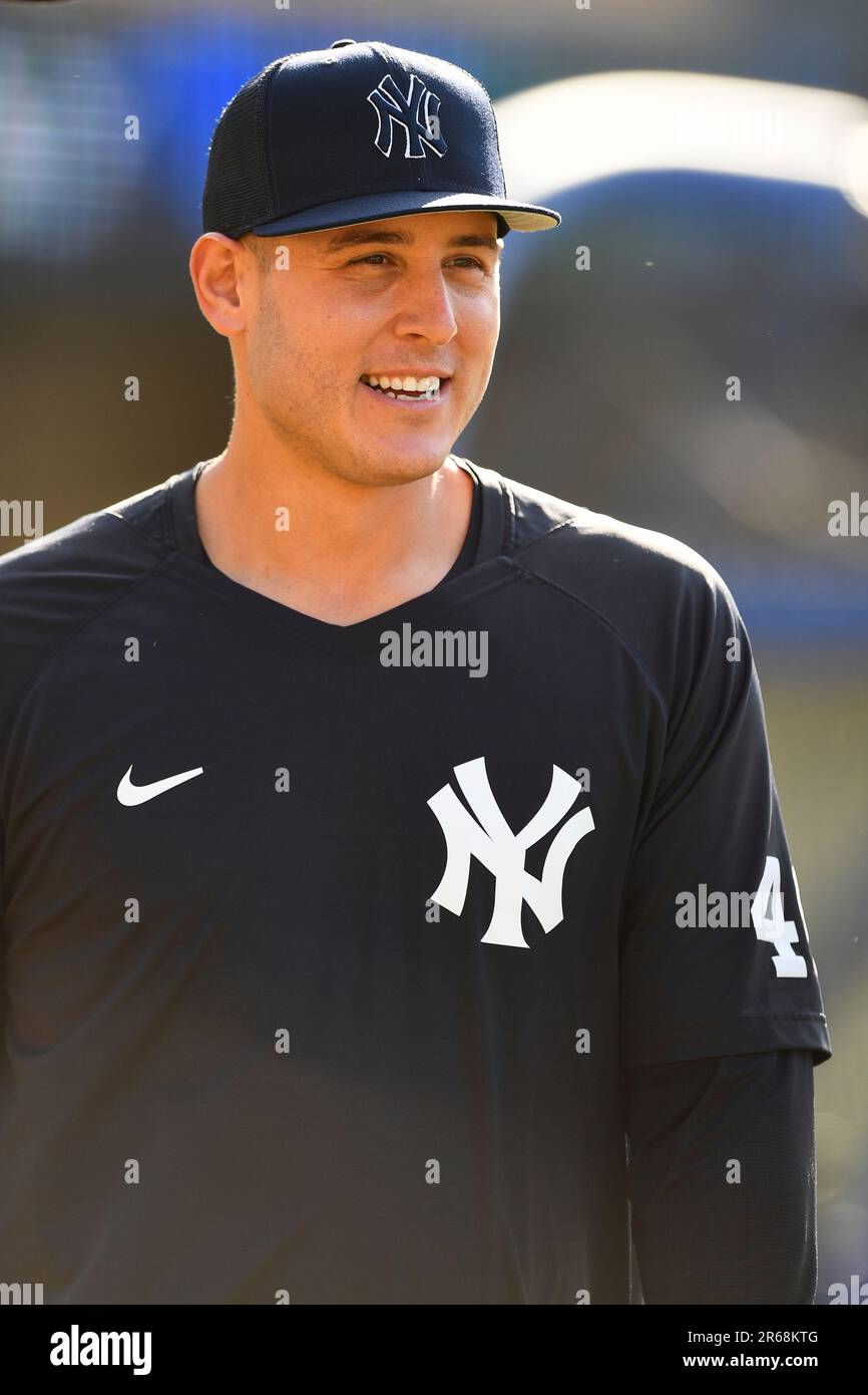 LOS ANGELES, CA - JUNE 02: New York Yankees first baseman Anthony Rizzo ...