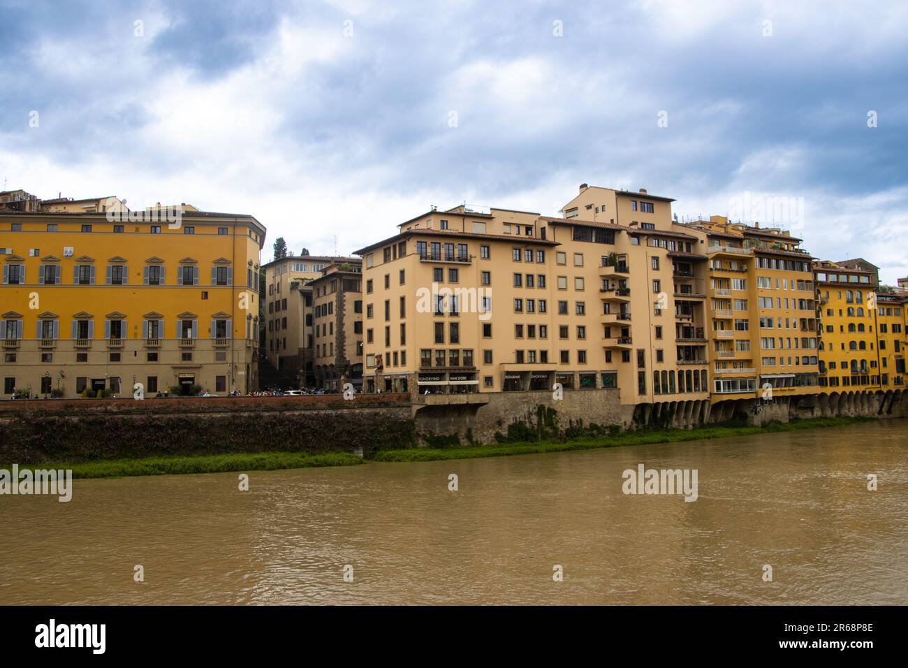 Facade buildings in florence hi-res stock photography and images - Alamy