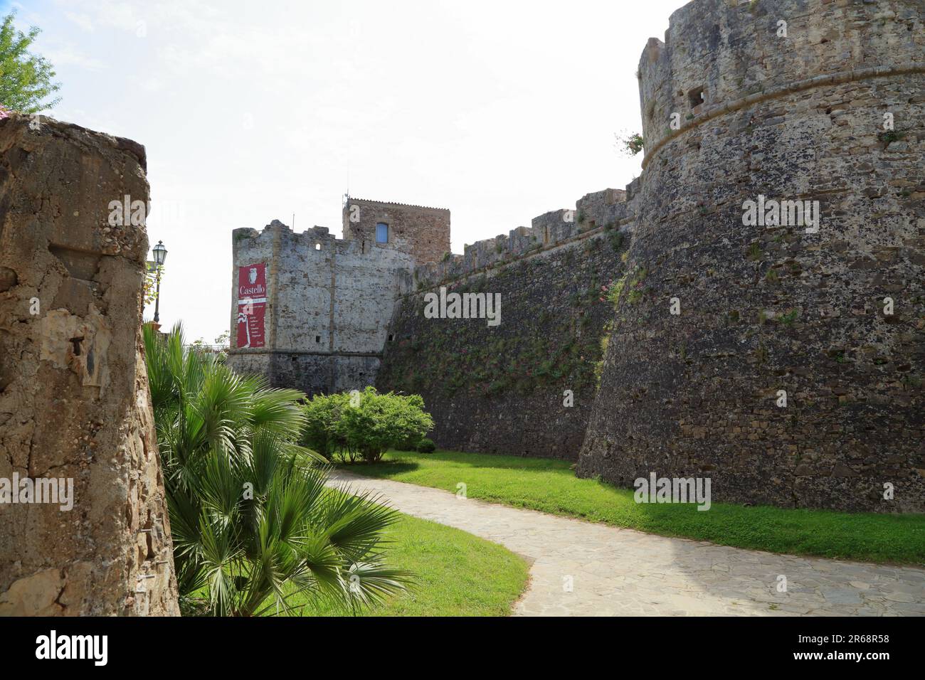 Castello Angioino Aragonese Castle, Agropoli, Italy Stock Photo - Alamy