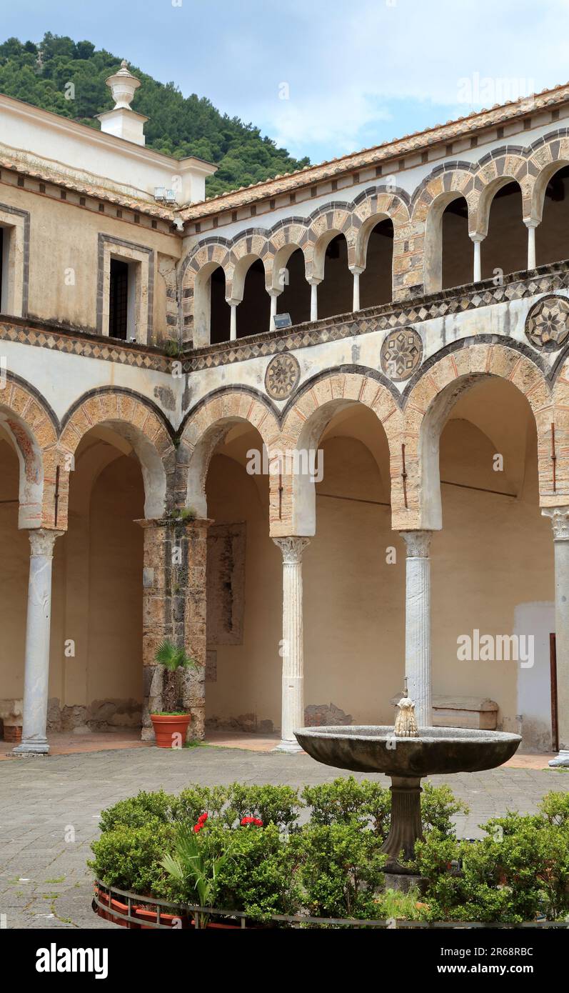 Cattedrale di san matteo e san gregorio hi-res stock photography and images - Alamy