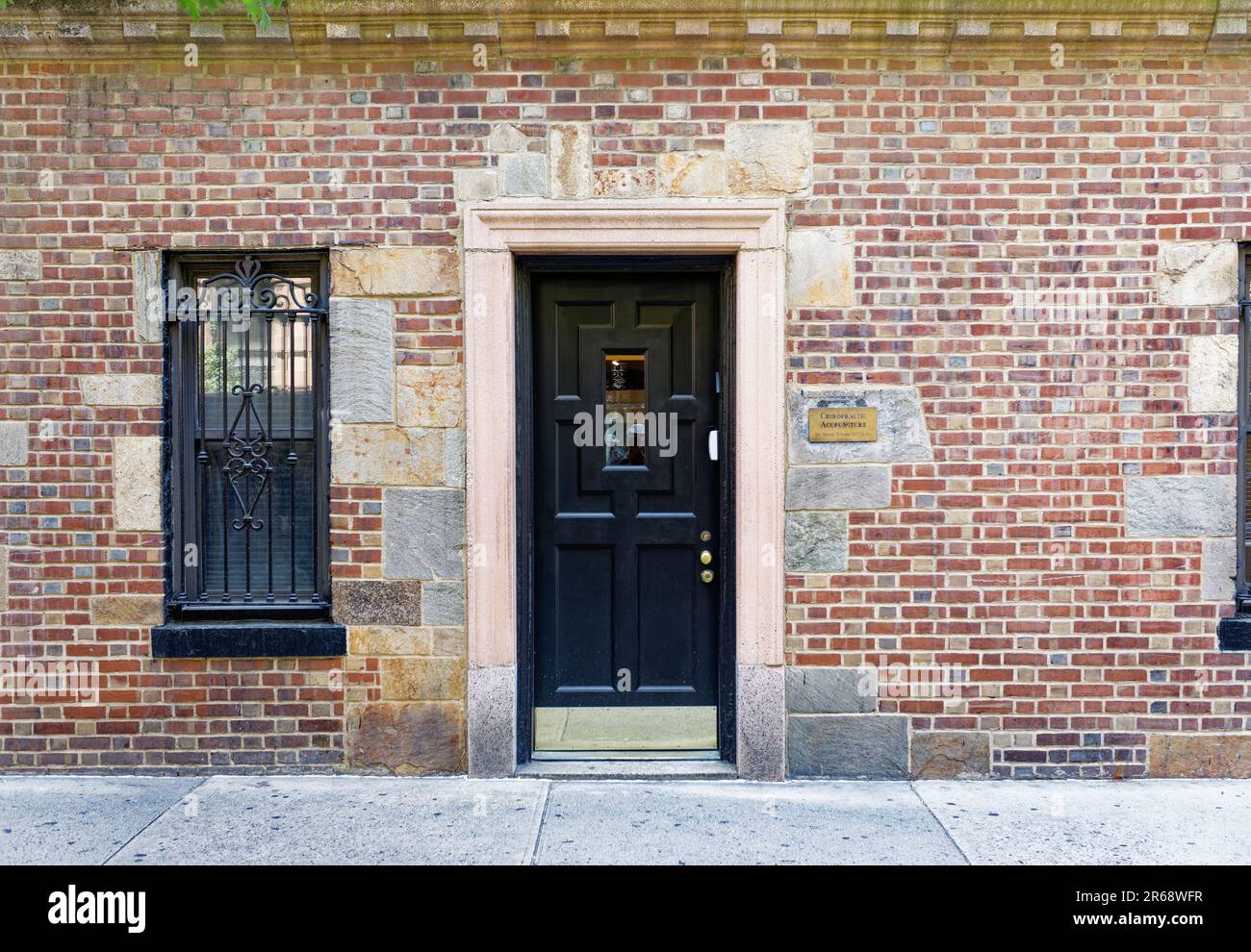 Emery Roth-designed 140 East 28th Street is a brown brick apartment ...