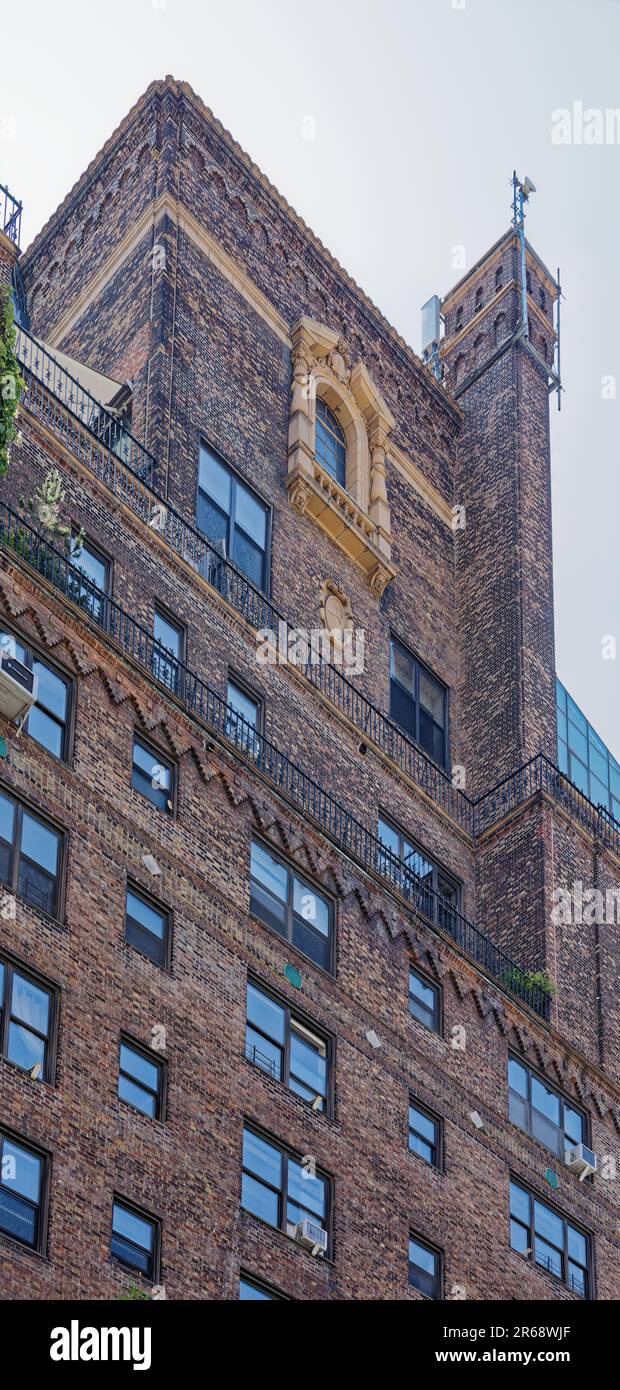 Emery Roth-designed 140 East 28th Street is a brown brick apartment ...