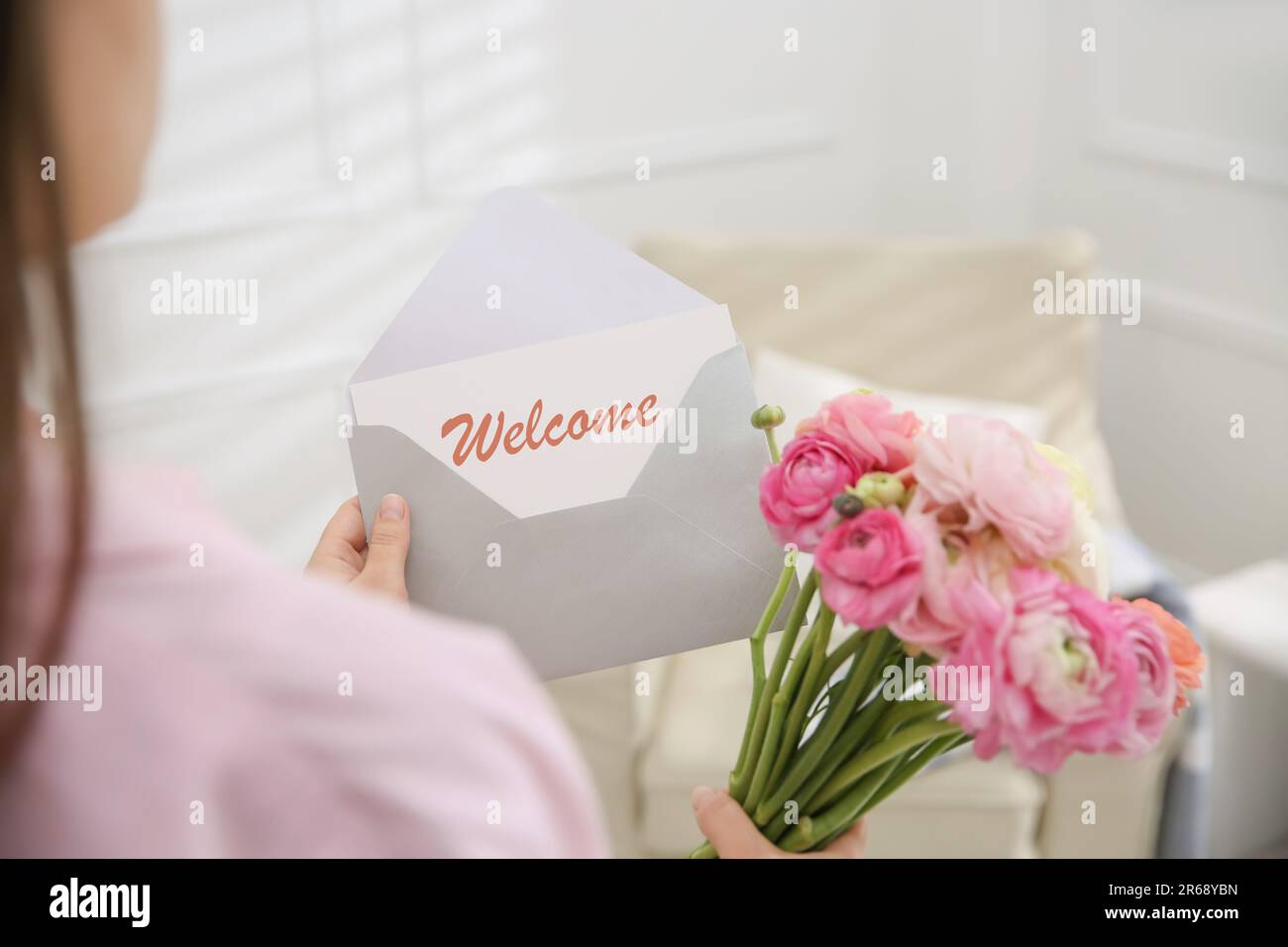 Welcome home card with flowers hi-res stock photography and images - Alamy
