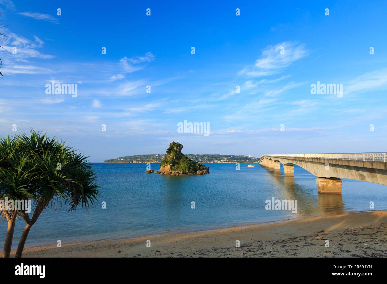 Kouri bridge hi-res stock photography and images - Alamy