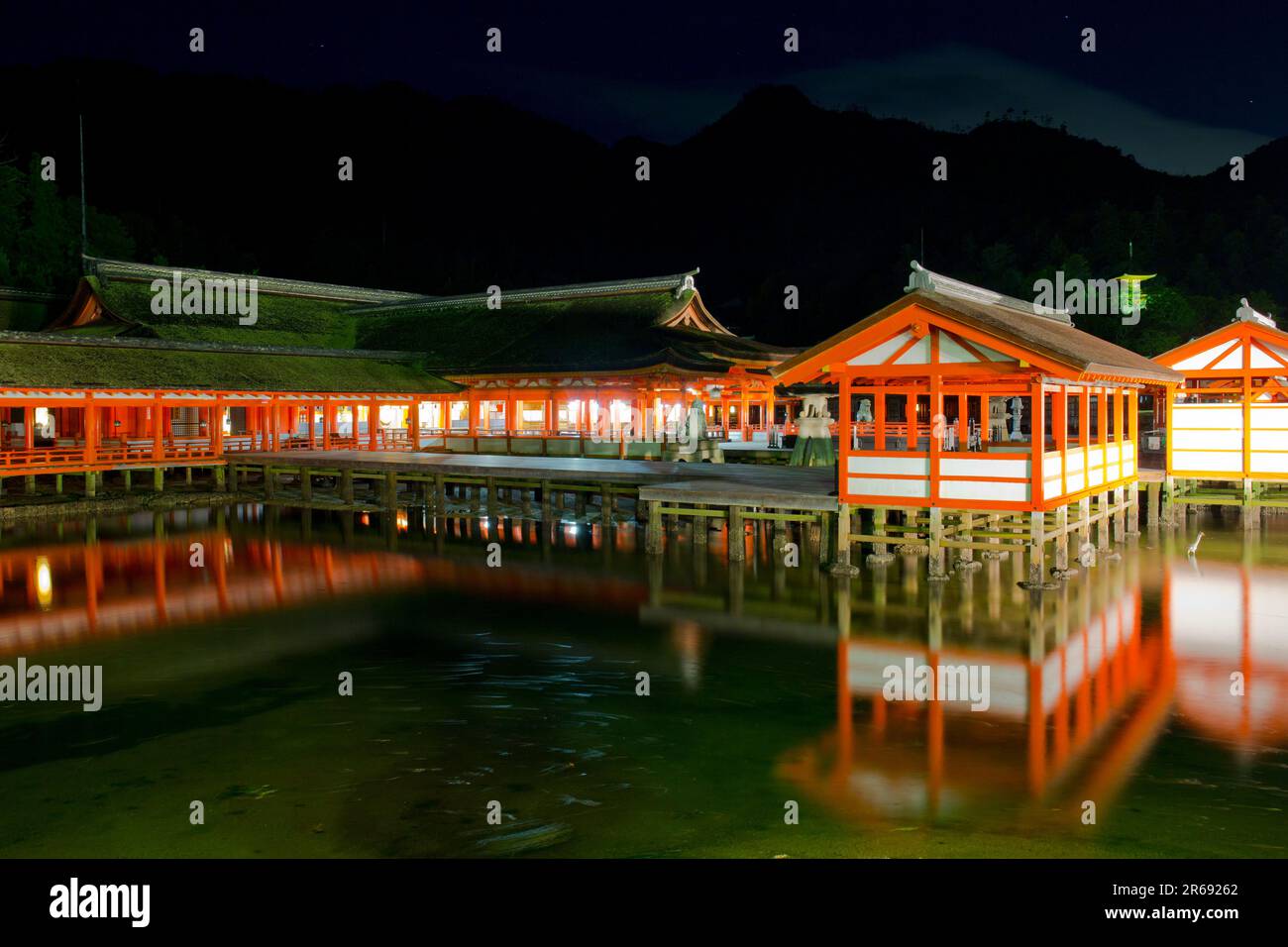 Itsukushima Shrine at night Stock Photo - Alamy