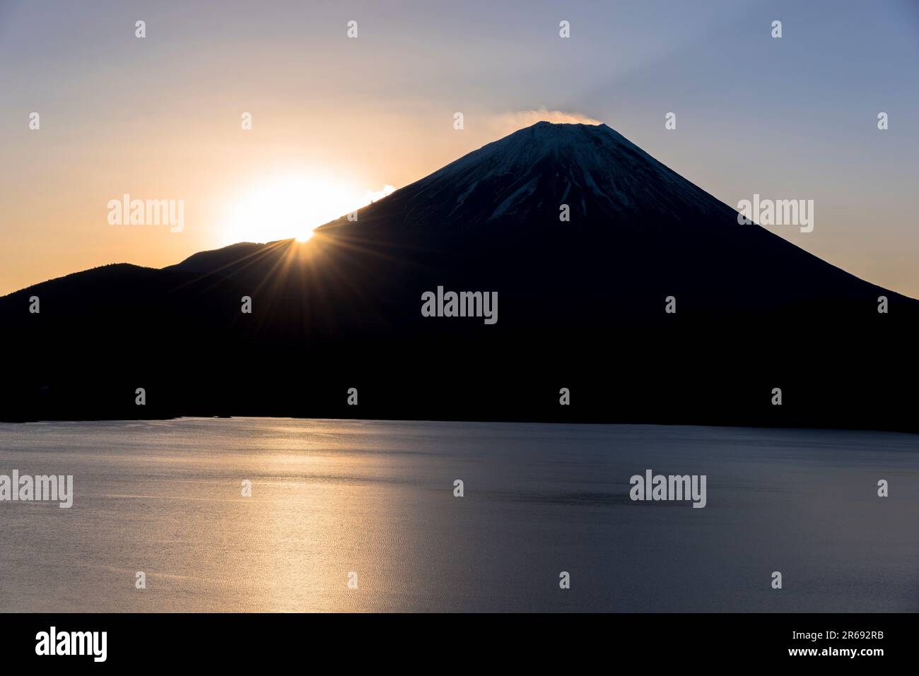 Sunset over mount fuji hi-res stock photography and images - Alamy