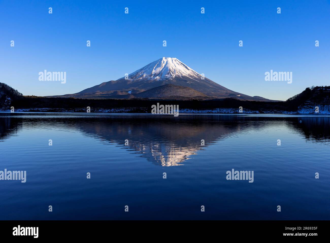 The best in fujikawaguchiko hi-res stock photography and images - Alamy