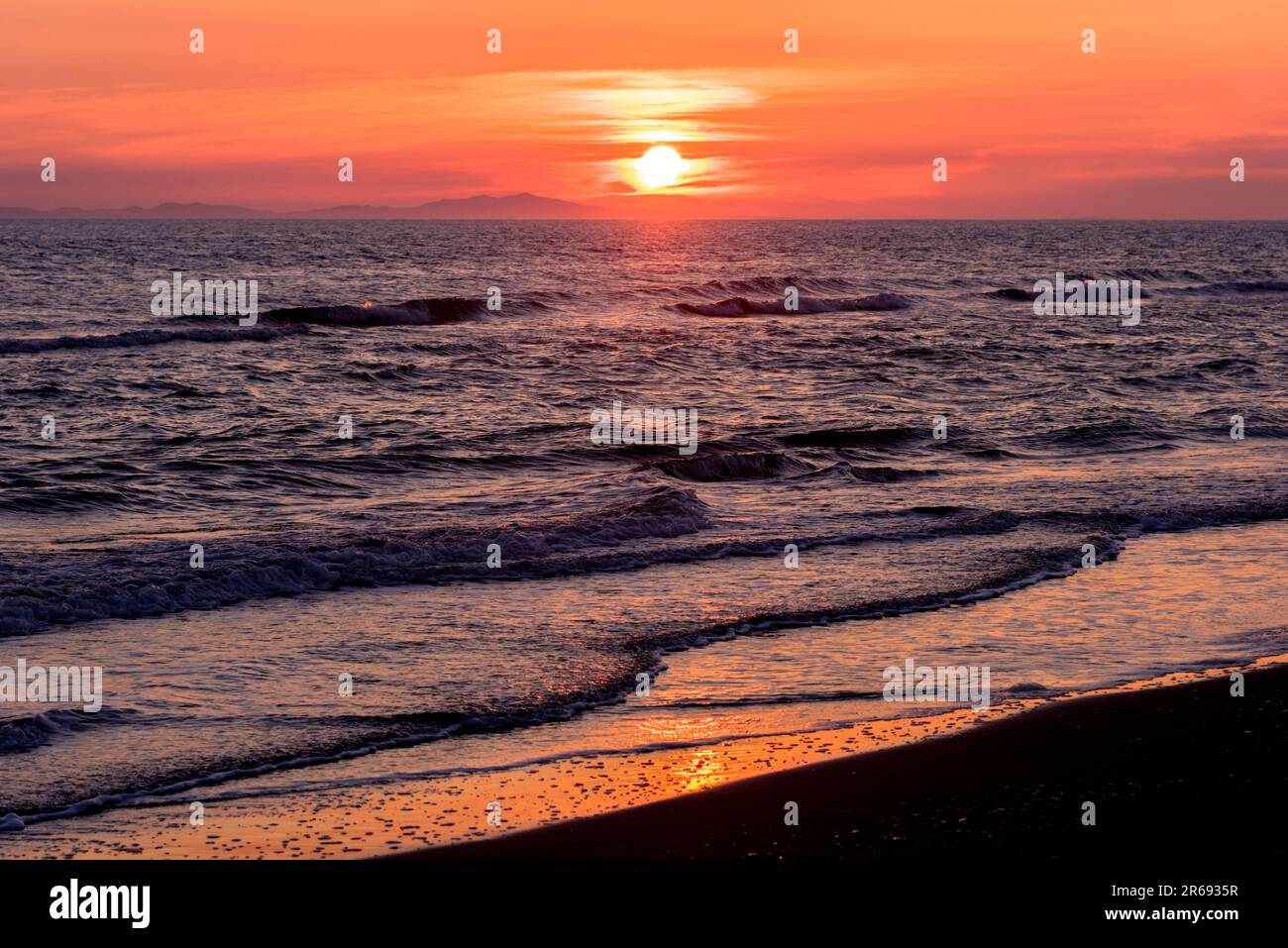Japan sunset nature hi-res stock photography and images - Alamy
