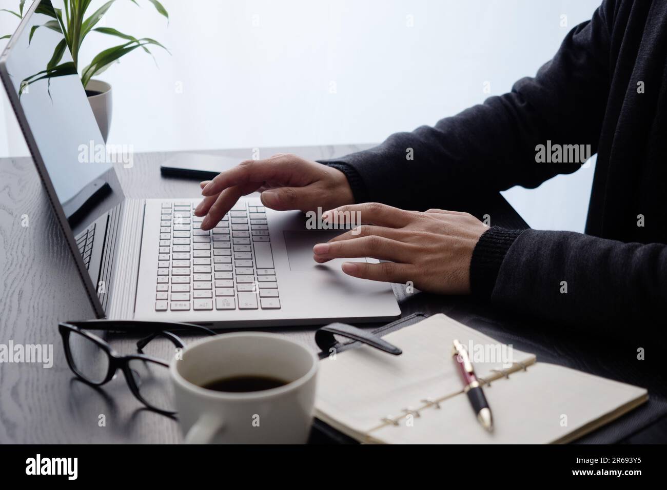 Self operating hi-res stock photography and images - Alamy