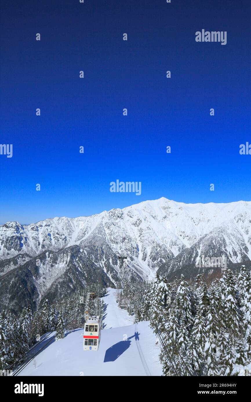 Shin Hotaka Ropeway and the Northern Alps in snow Stock Photo - Alamy