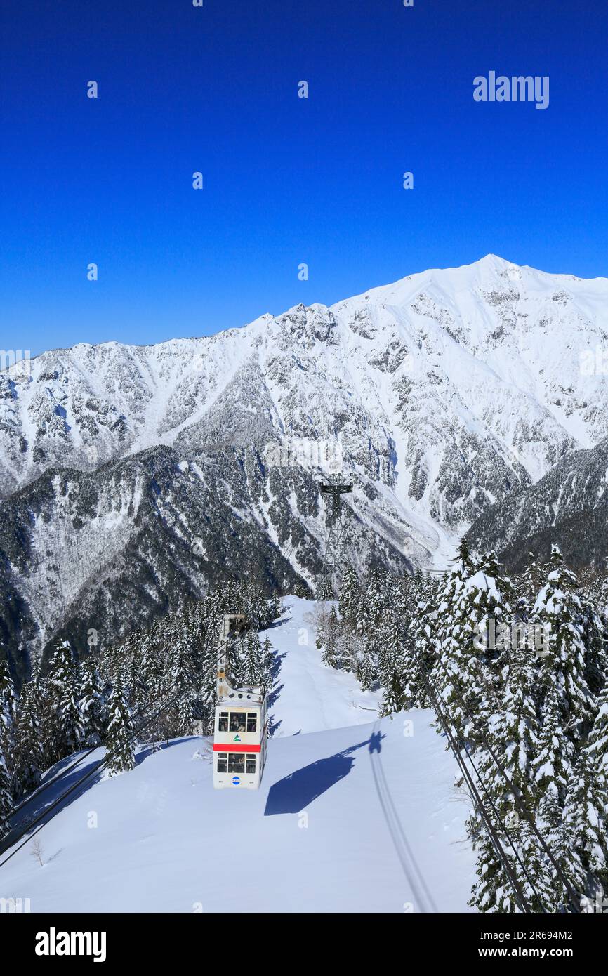 Shin Hotaka Ropeway and the Northern Alps in snow Stock Photo - Alamy