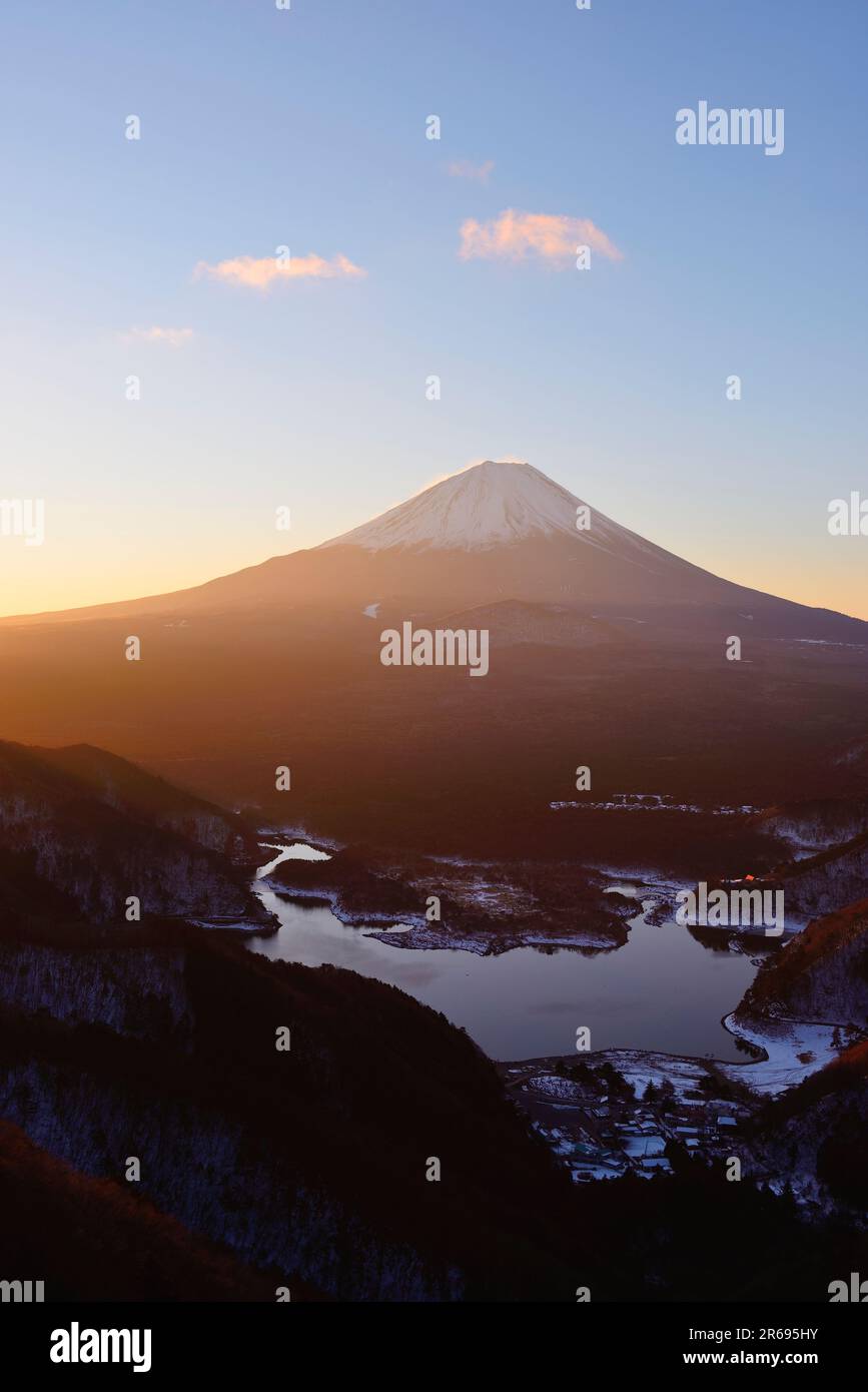 Fuji and Lake Shojin under the morning sun Stock Photo - Alamy