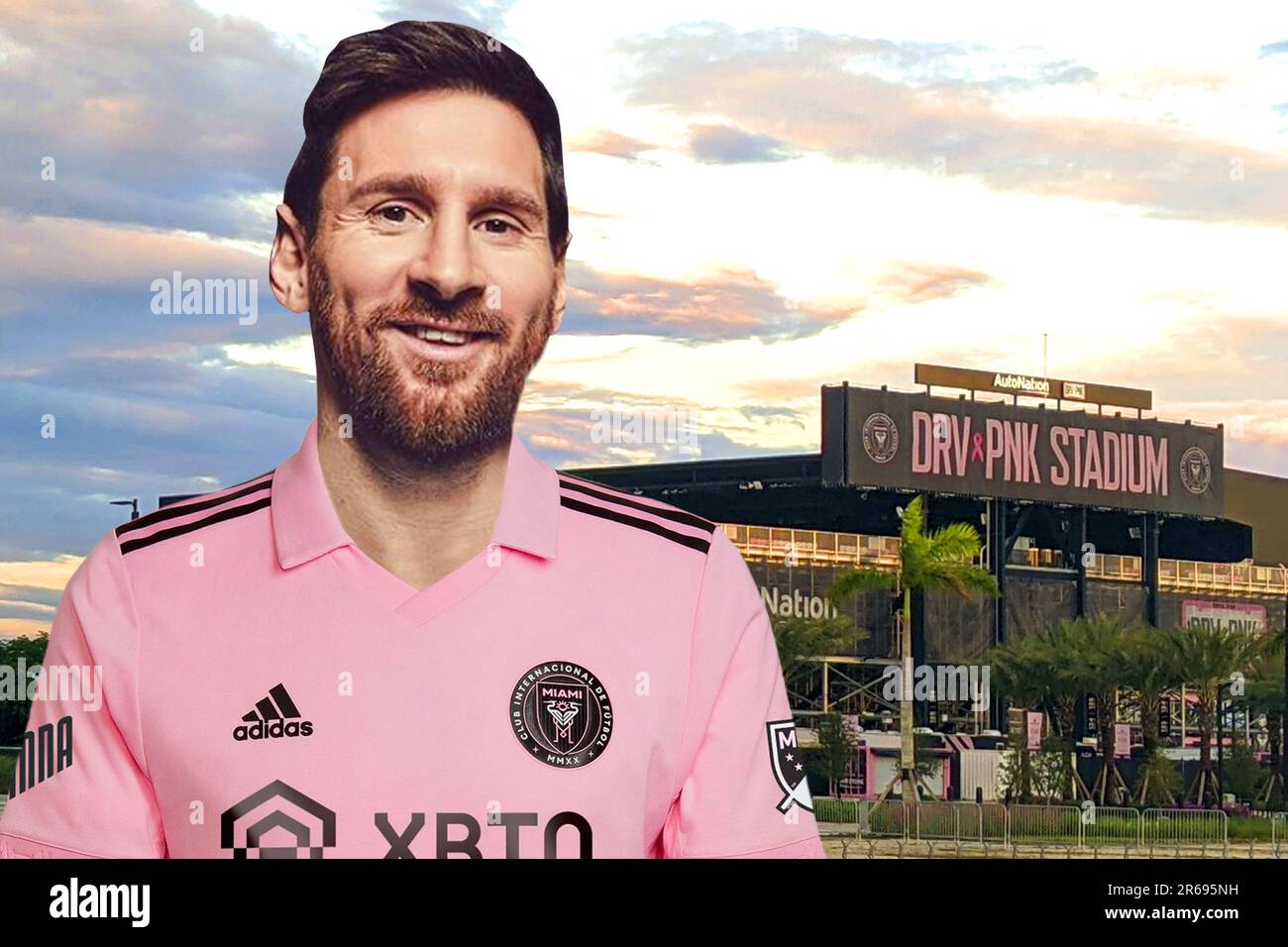Lionel messi psg 2023 hi-res stock photography and images - Alamy
