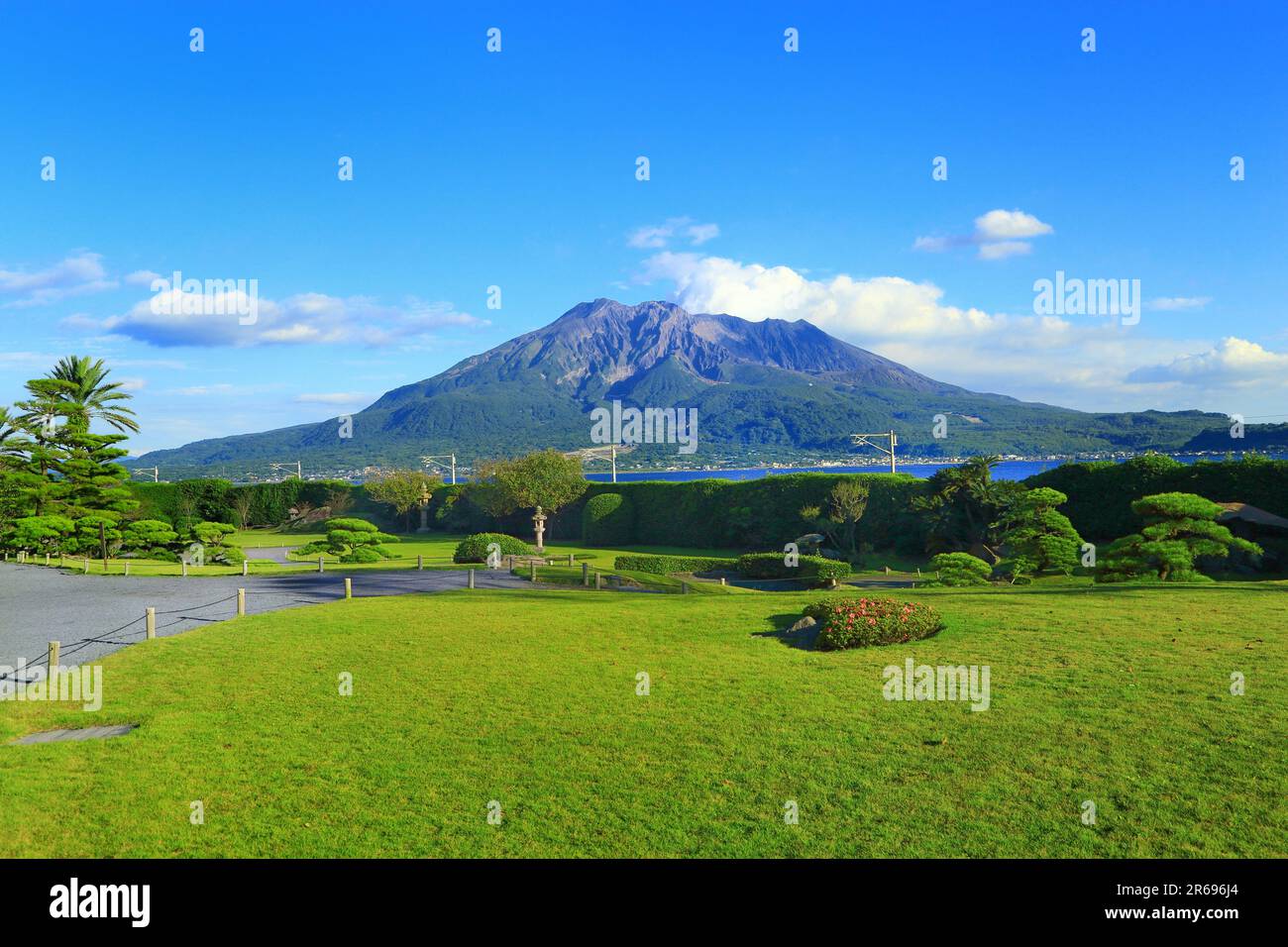 Senganen Garden and Sakurajima Stock Photo - Alamy