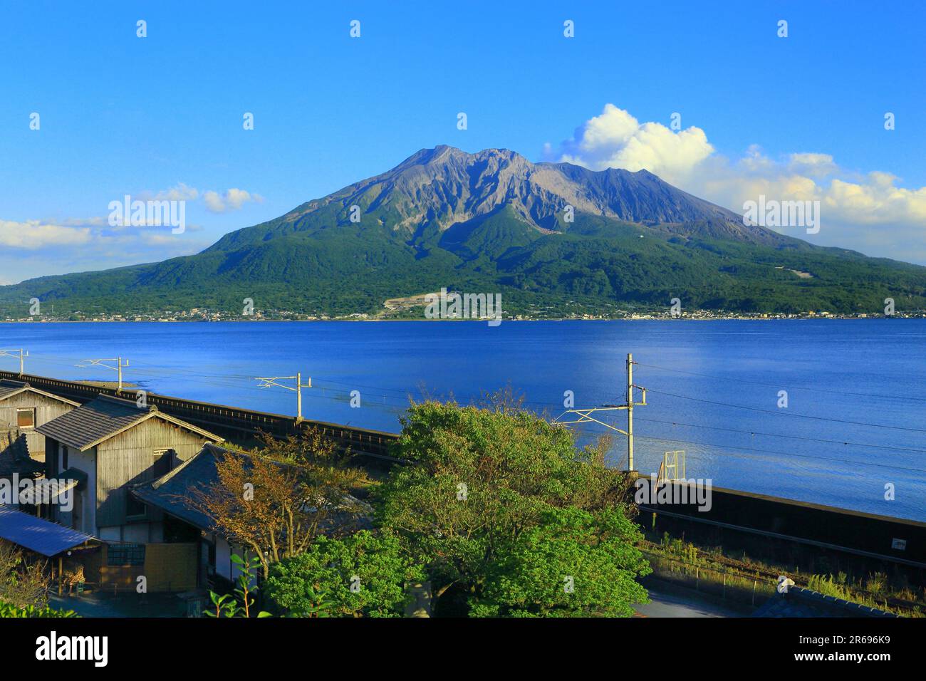 Senganen Garden and Sakurajima Stock Photo - Alamy