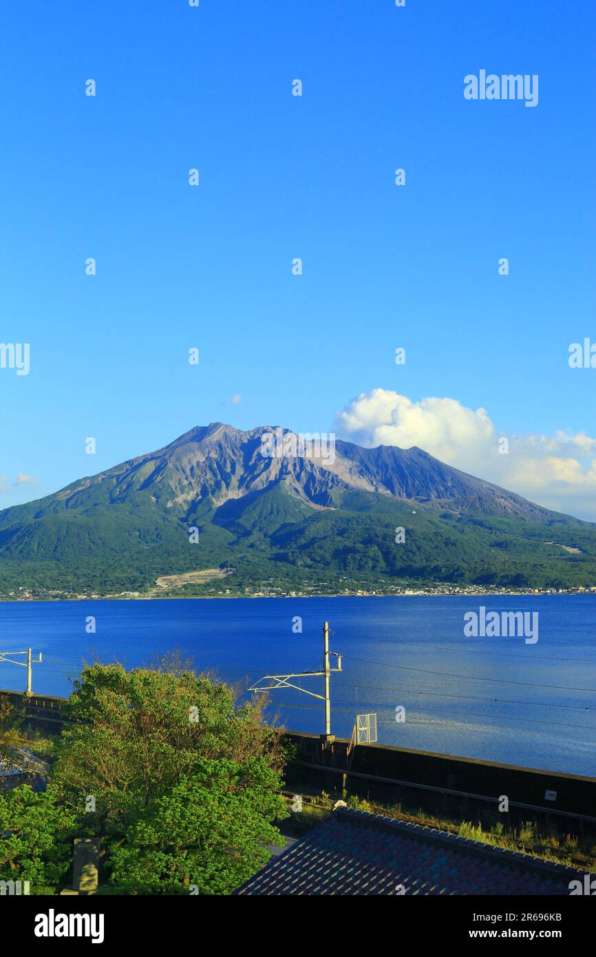 Senganen Garden and Sakurajima Stock Photo - Alamy
