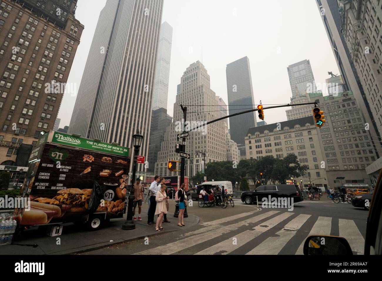 New York, New York, USA. 07th June, 2023. Thick plume of Canadian ...