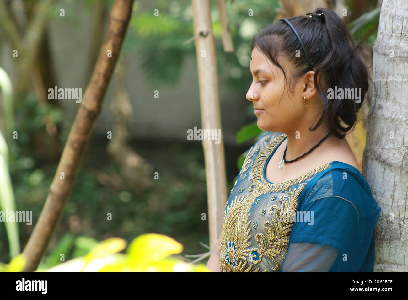 Indian girl closeup hi-res stock photography and images - Alamy