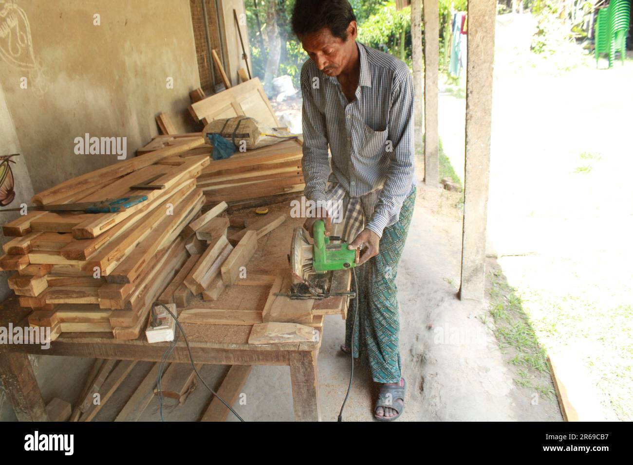 Indian carpenter work hi-res stock photography and images - Alamy