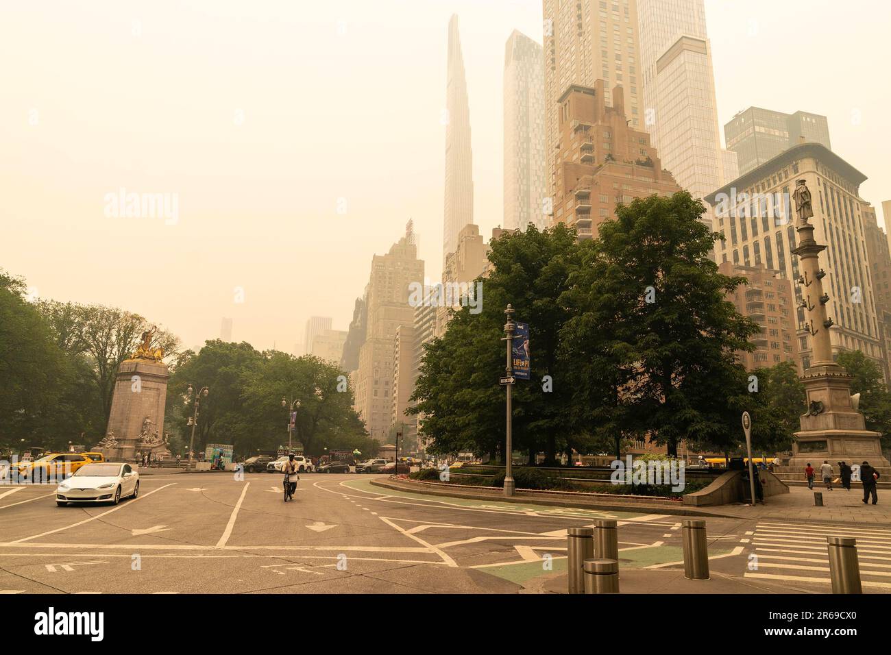 New yankee stadium on white hi-res stock photography and images - Alamy