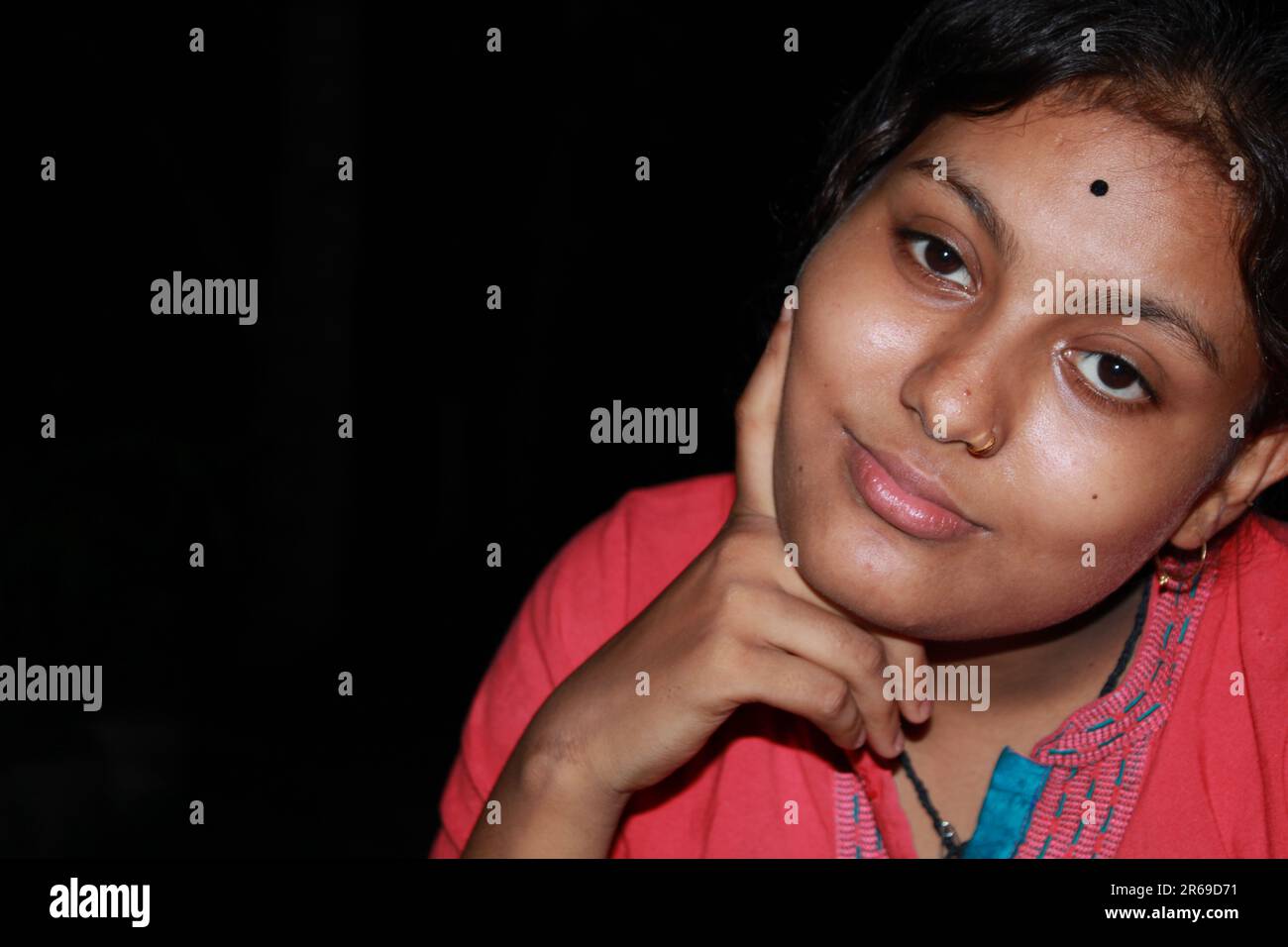 Teenage Indian Girl Stock Photo - Alamy