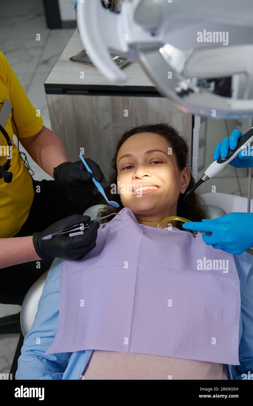 Dental mirror probe getting hi-res stock photography and images - Alamy