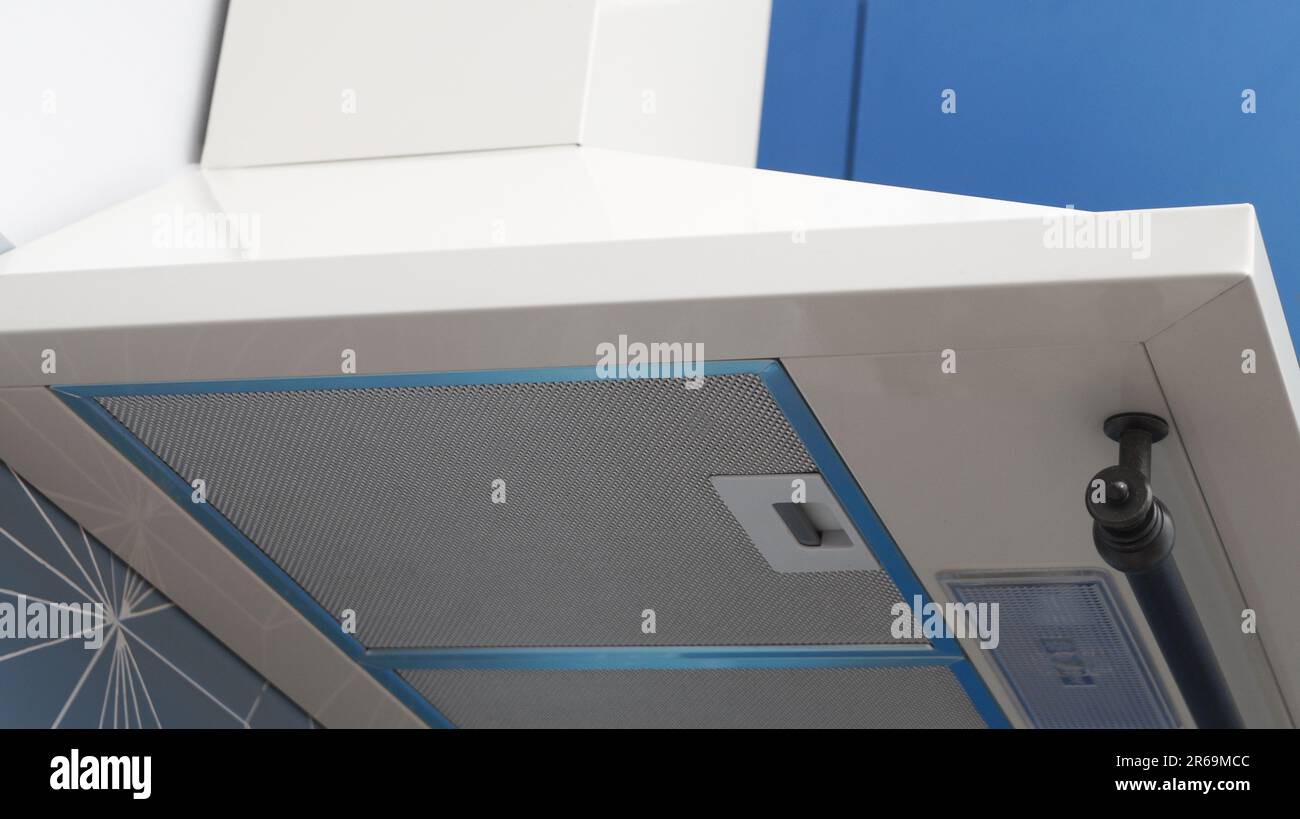 Contemporary kitchen exhaust hood hi-res stock photography and images ...
