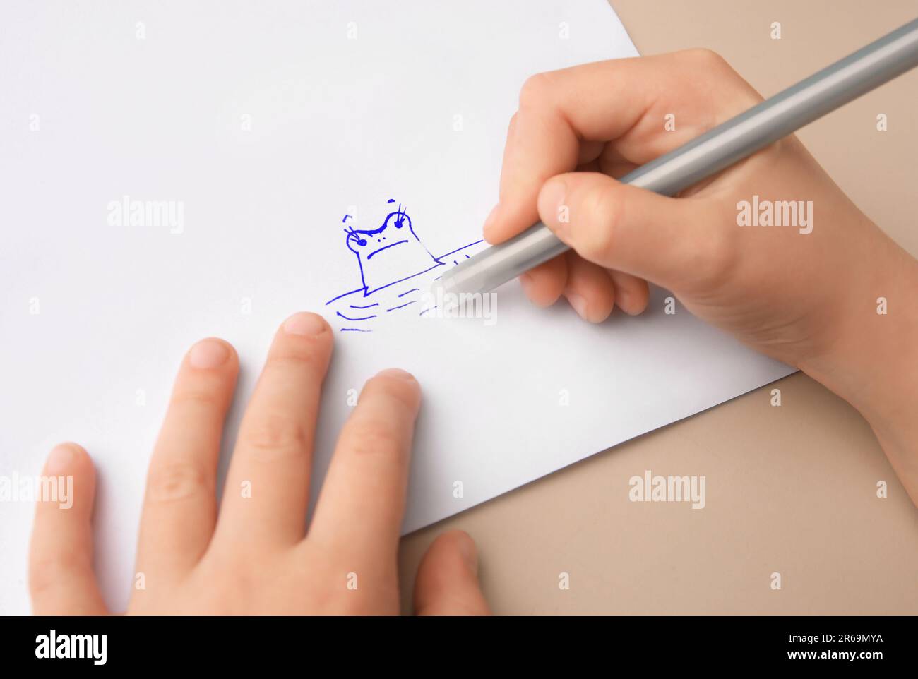 Draw frog hi-res stock photography and images - Alamy
