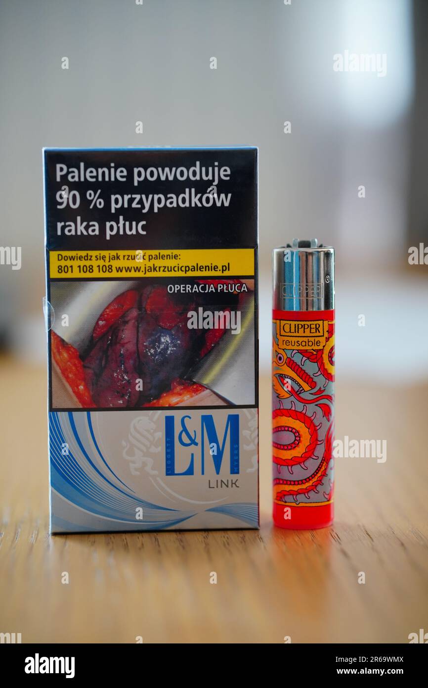 Packet cigarettes lighter hi-res stock photography and images - Alamy