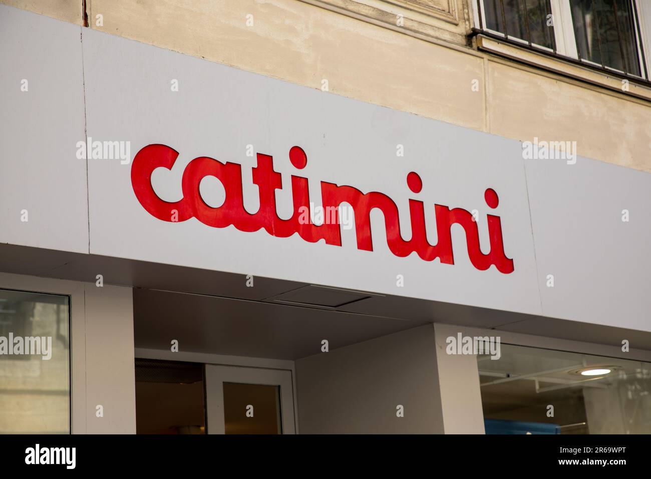 Catimini logo hi-res stock photography and images - Alamy