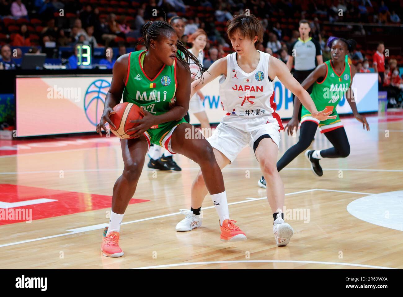Sydney, Australia, 22 September, 2022. Alima Dembele of Mali looks to ...