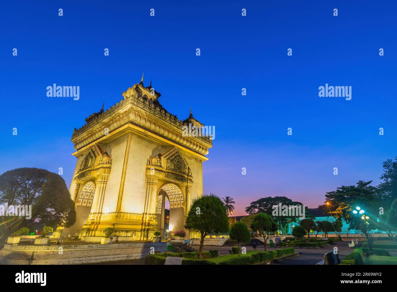 Vientiane Laos, night city skyline at Patuxai (Patuxay) the most famous ...