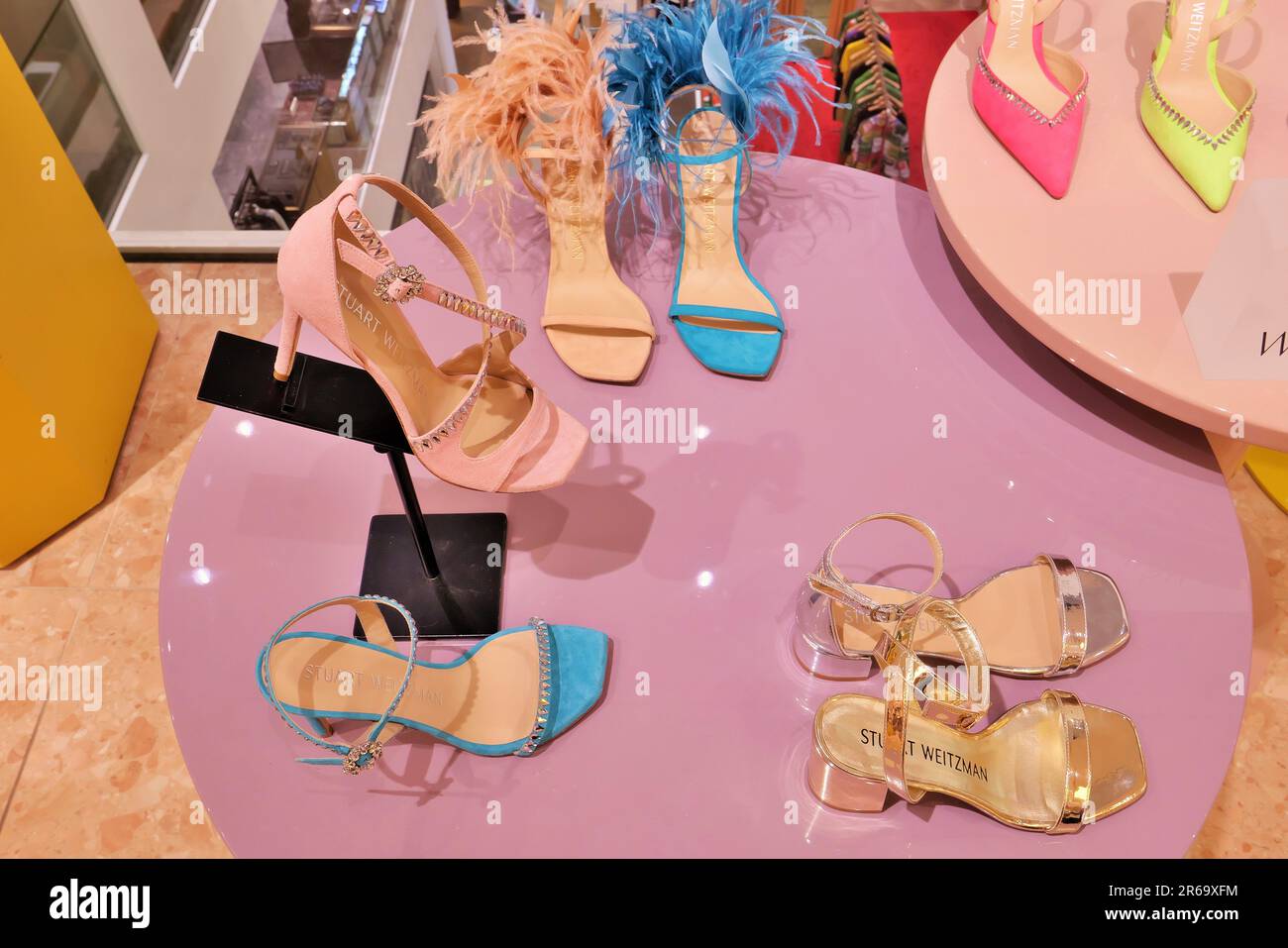STUART WEITZMAN SHOES ON DISPLAY INSIDE THE FASHION STORE Stock Photo ...