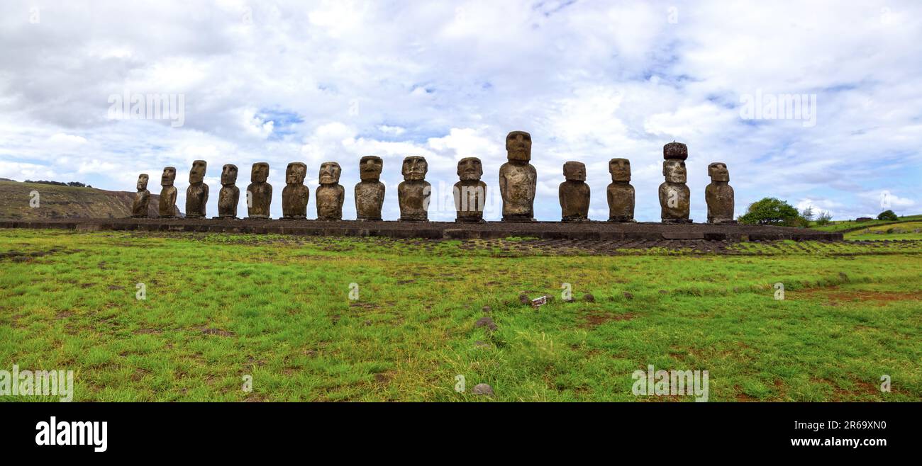 Row of Moai Stone Statues on Platform, Famous Ahu Tongariki ...