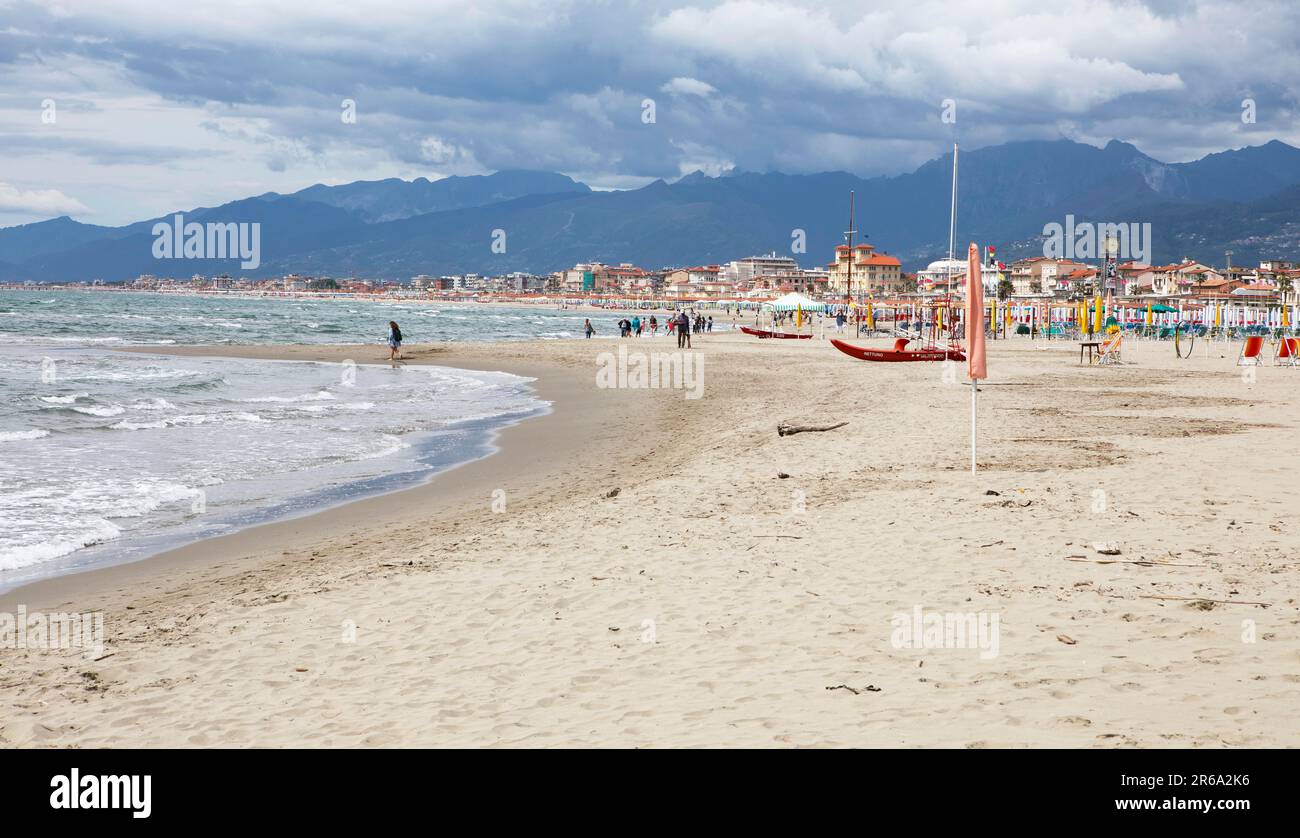 Viareggio italy beach hi-res stock photography and images - Alamy