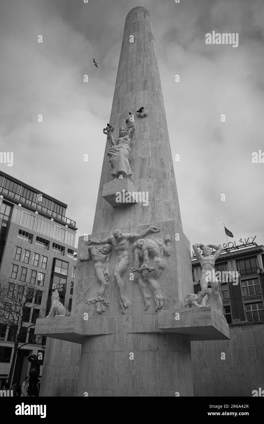 Dutch national monument dam square Black and White Stock Photos ...