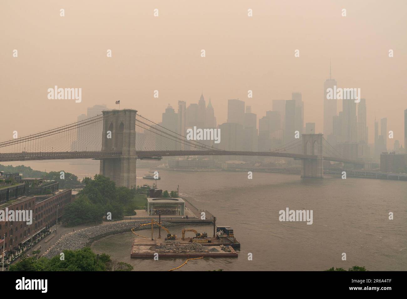 June 8 new york wildfire air hi-res stock photography and images - Alamy