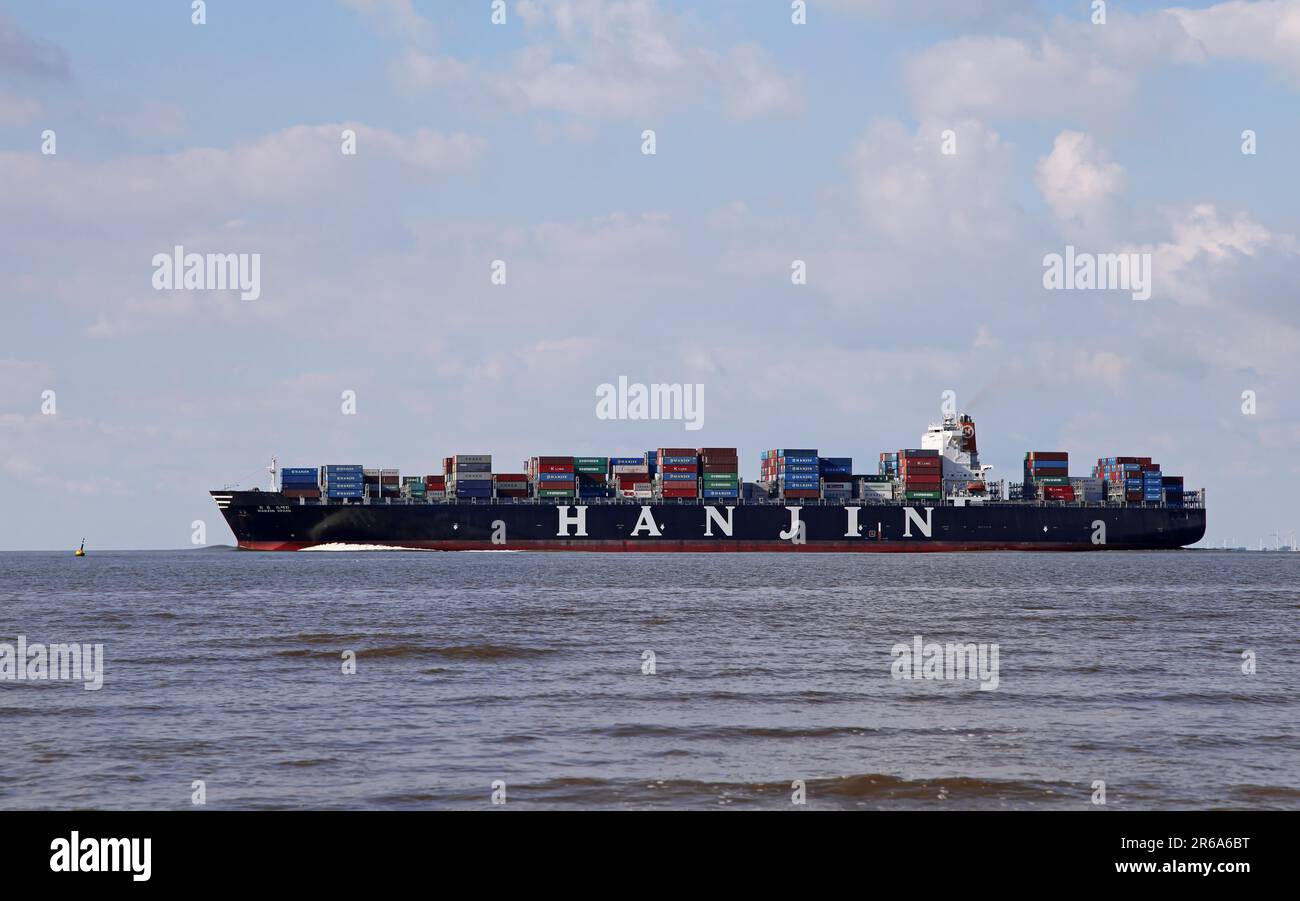Shipping company hanjin hi-res stock photography and images - Alamy