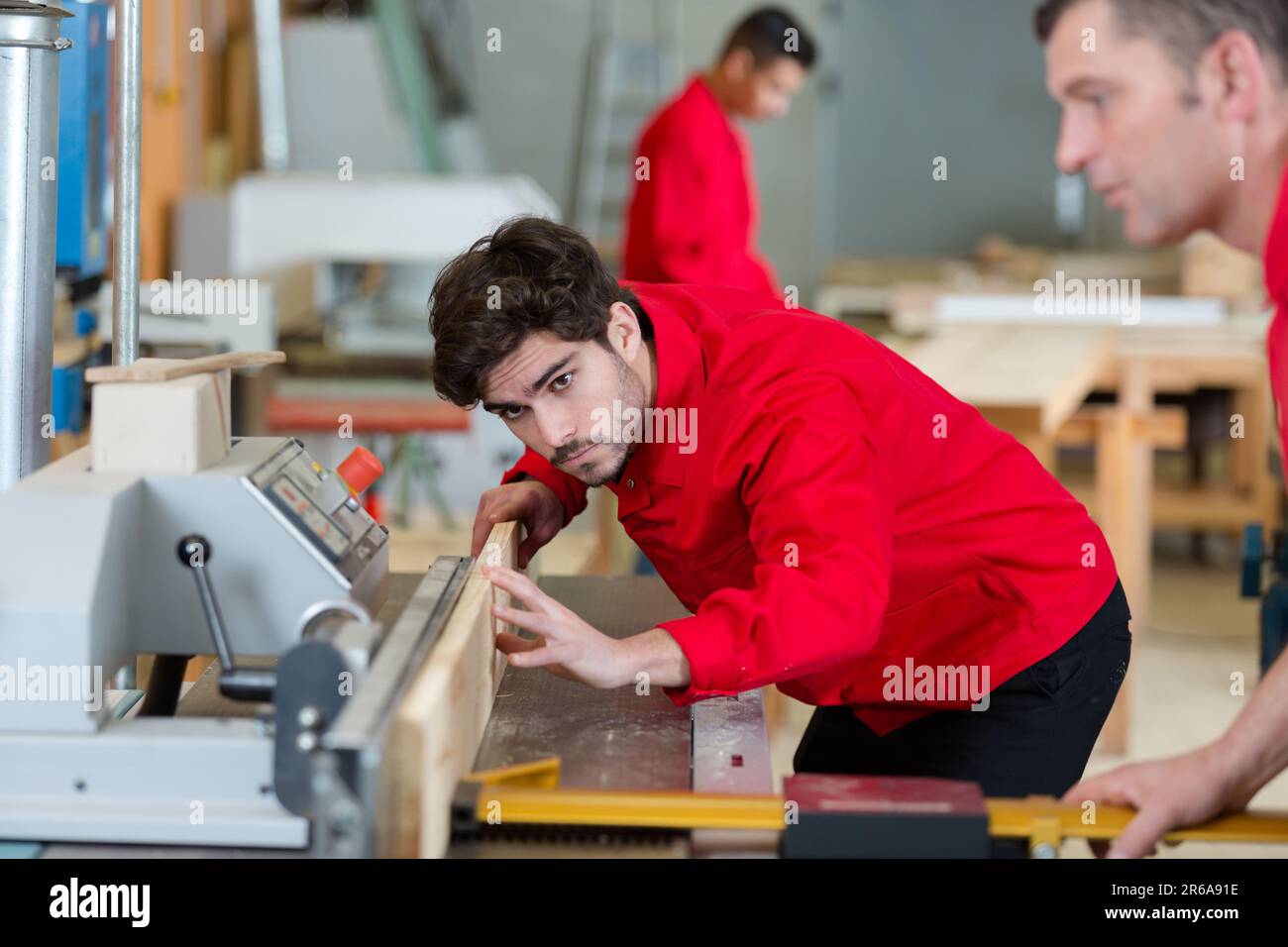 Carpenters team work together hi-res stock photography and images - Alamy