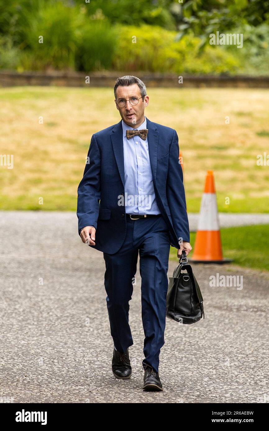 Castle buildings belfast stormont hi-res stock photography and images ...