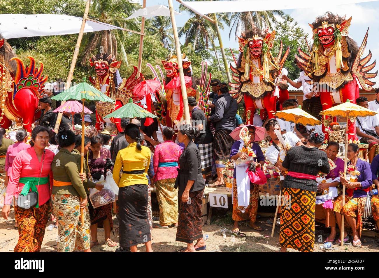 Cremation ceremony (Ngaben), preparation at the cremation site, Ubud ...