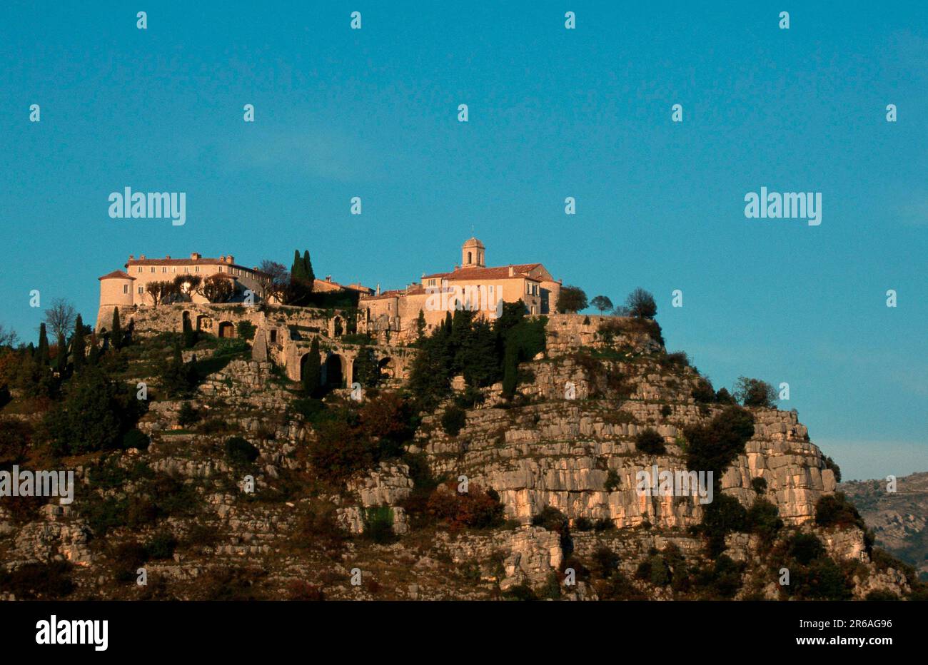 Horizontal city hi-res stock photography and images - Alamy