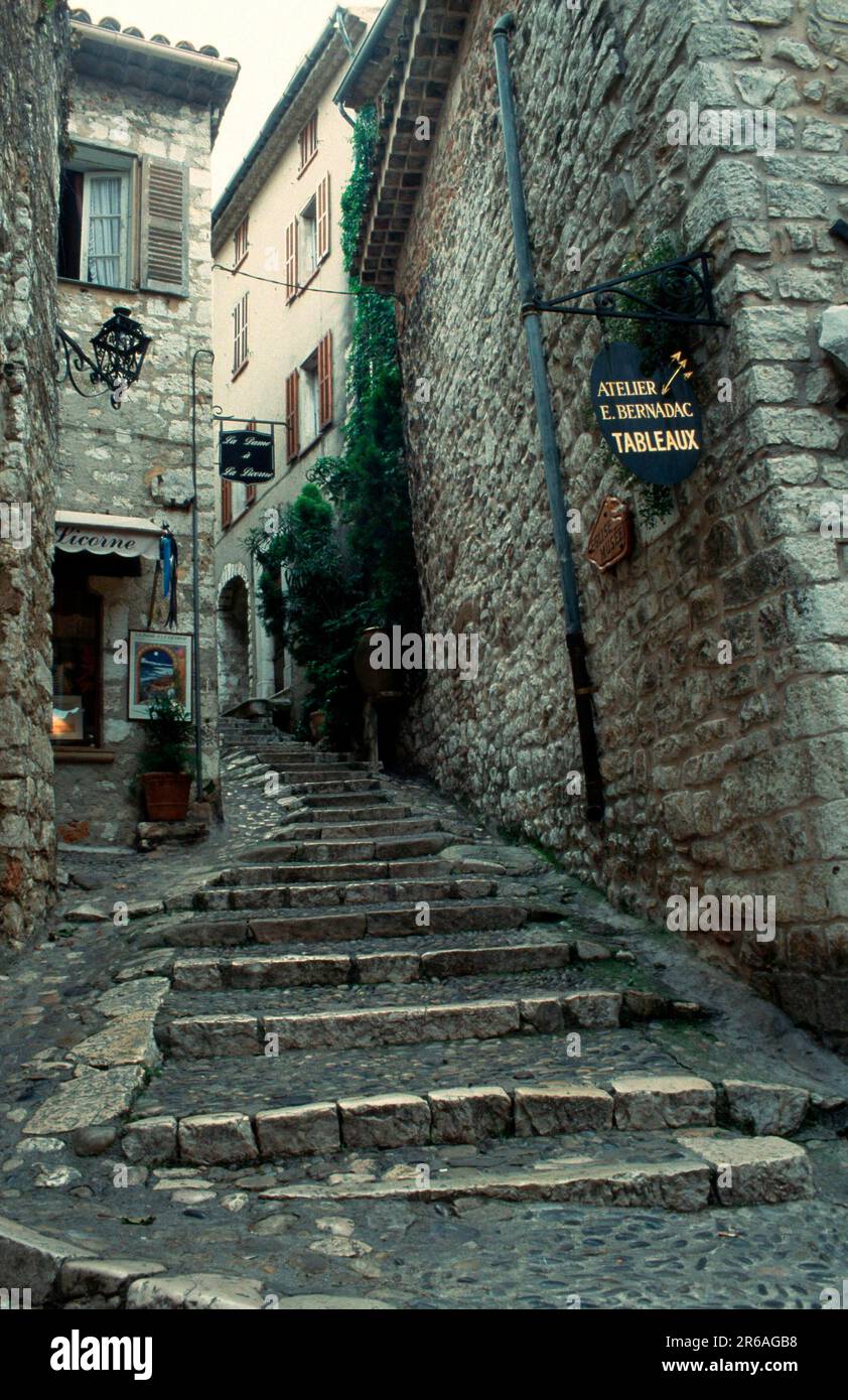 Lane and steps, St. Paul, Provence, Southern France, alley with stairs ...