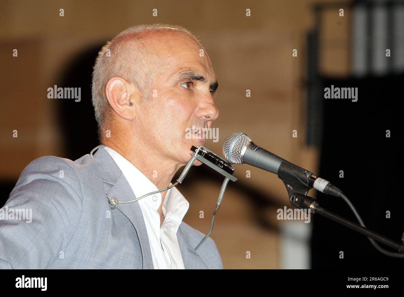 Paul kelly australia hi-res stock photography and images - Alamy