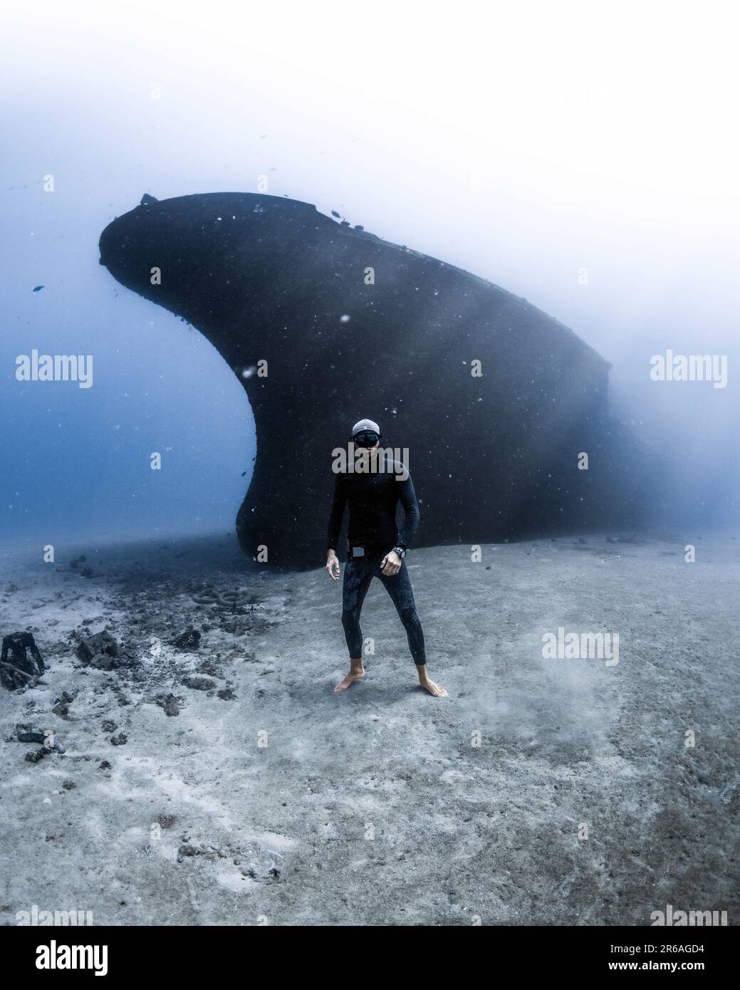 The model stands on a sunken ship. Honolulu, Hawaii: STUNNING photos ...