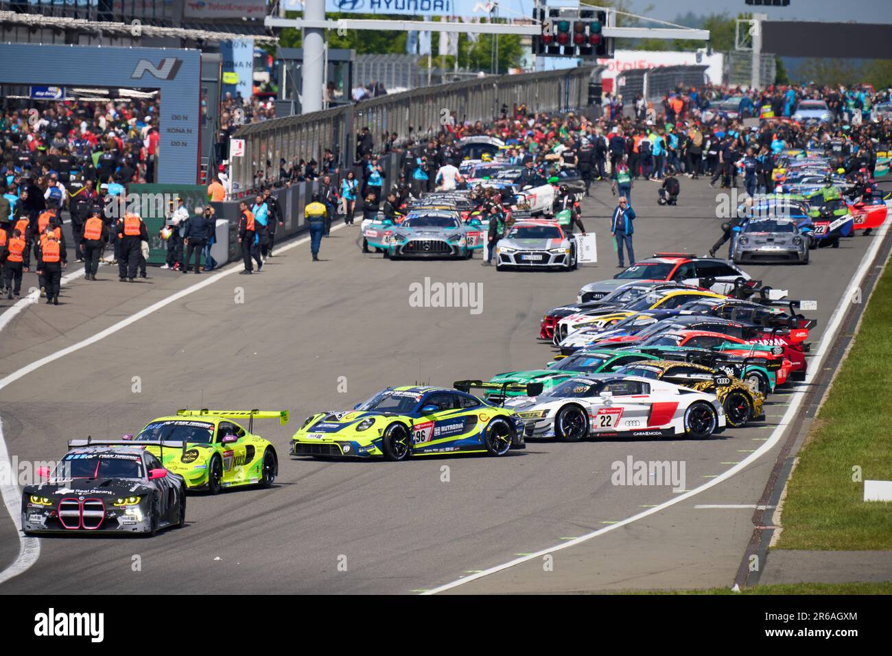 Starting grid for the 24-hour race at the Nuerburgring race track ...